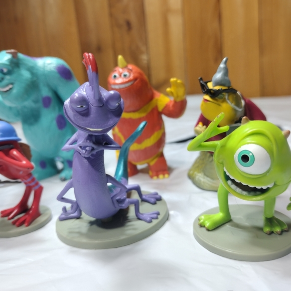 Disney | Toys | Disney Parks Pixar Monsters Inc Collectible Figures ...